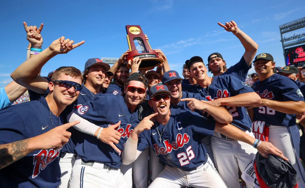 Texas Bank Honors Ole Miss Baseball Program - University of Mississippi ...